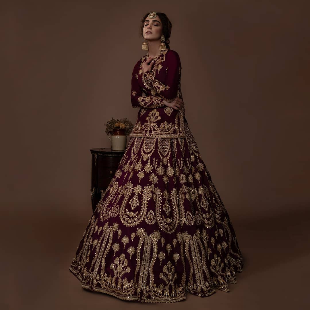 Maya Ali proves she is the real Queen in latest photoshoot