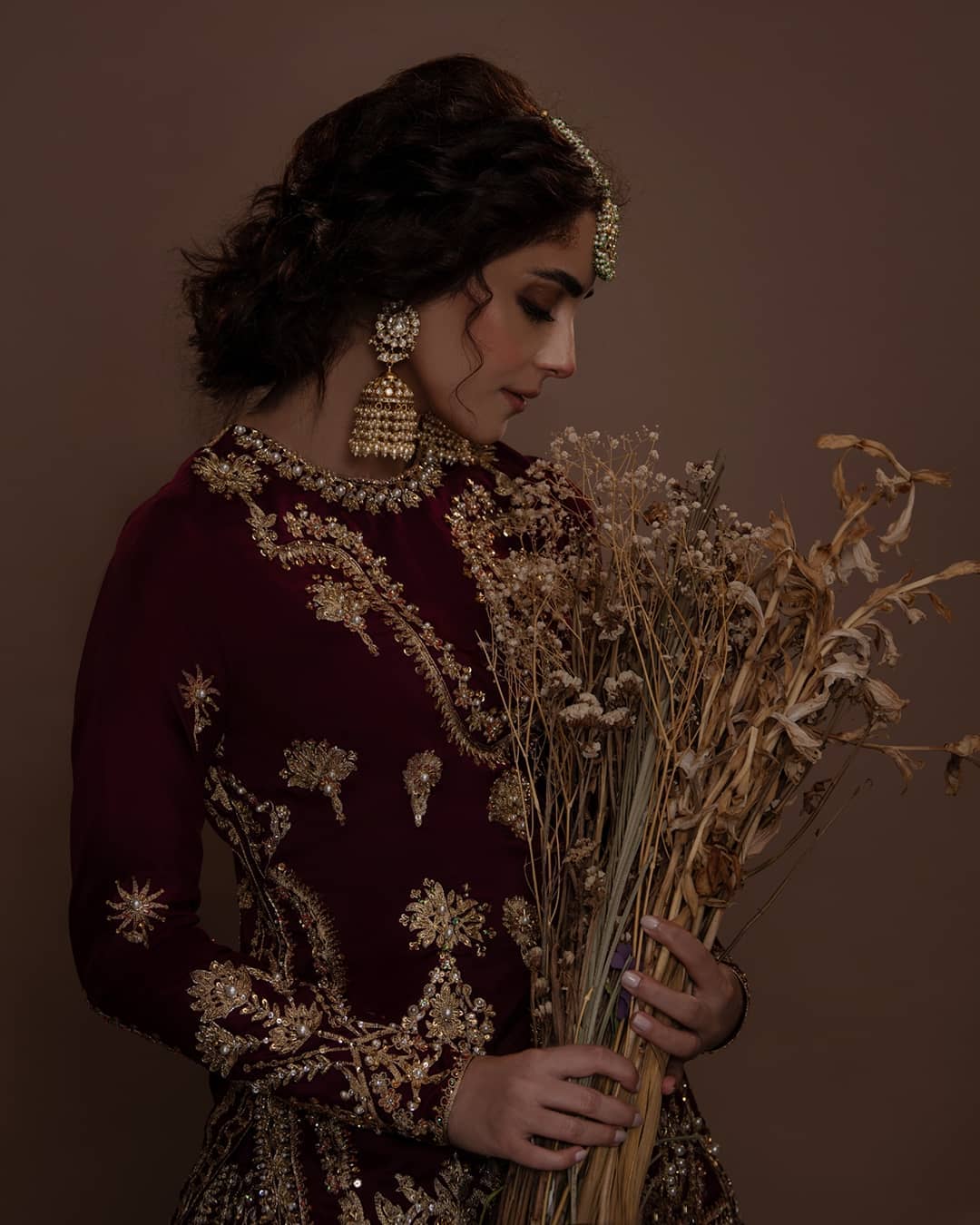 Maya Ali proves she is the real Queen in latest photoshoot